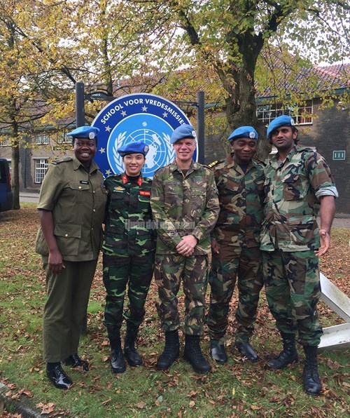 Beauty of first Vietnamese female officer assigned to UN peacekeeping ...