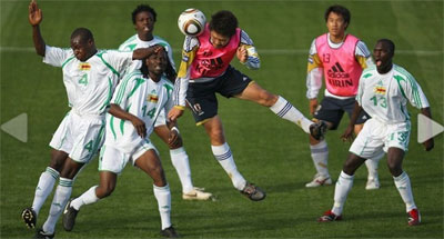 Thanh kiếm sa-mu-rai và bầy sư tử bất khuất Phi châu